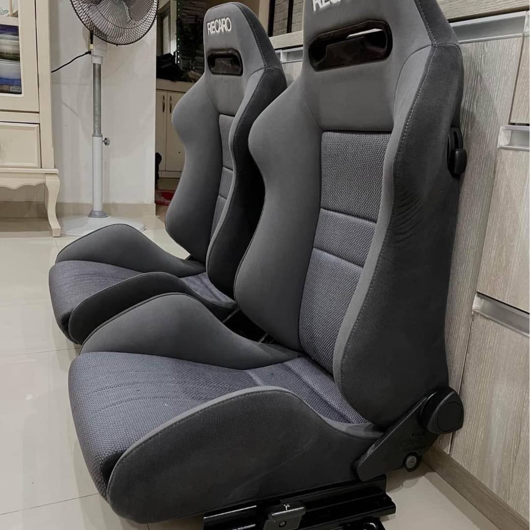 Mitsubishi Evo Recaro Seats - ADVANCE MOTOR SPAREPART
